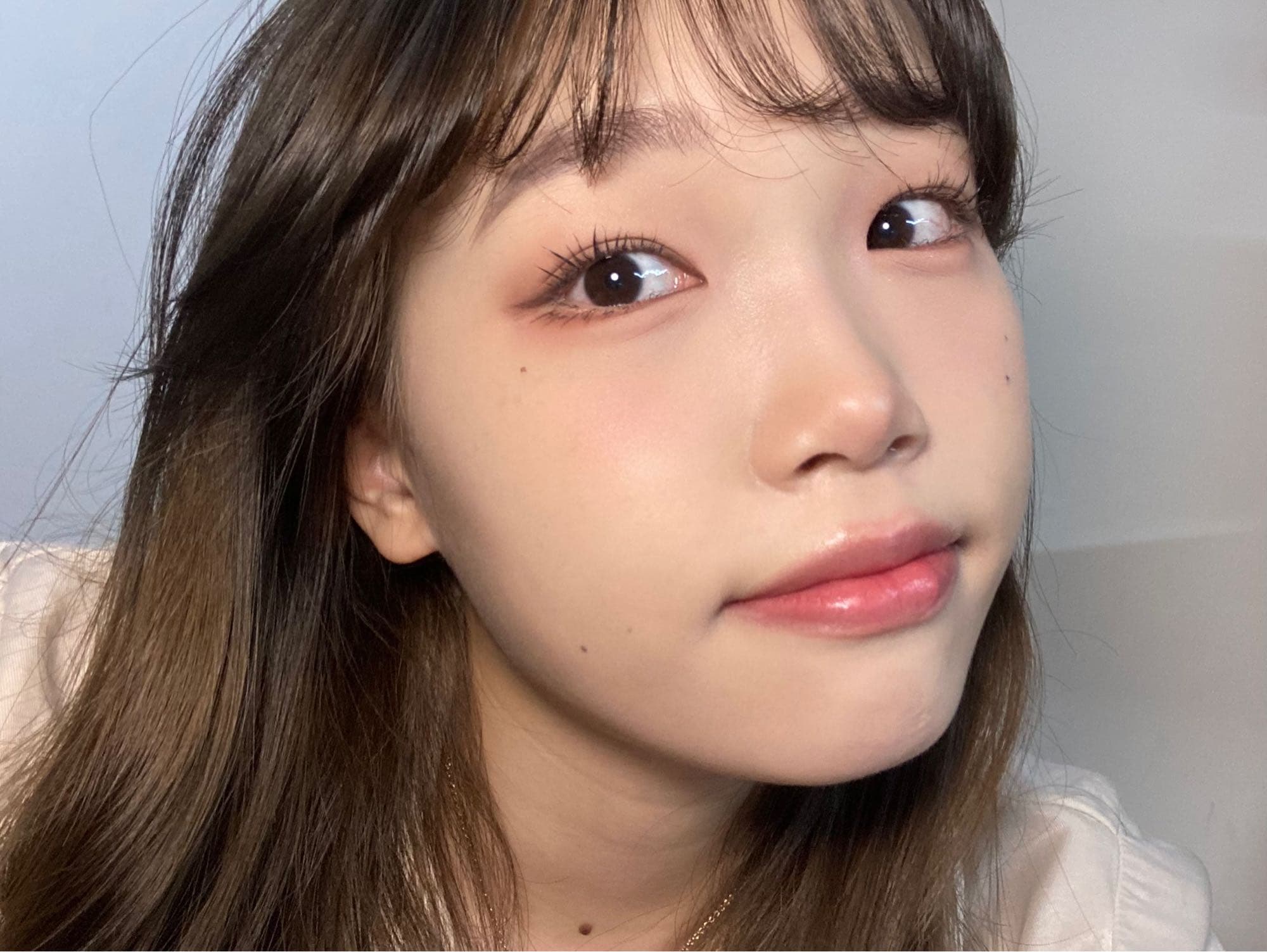 分享 冬季無辜感 ️ 全霧面眼妝x血色感腮紅 美妝板 Dcard