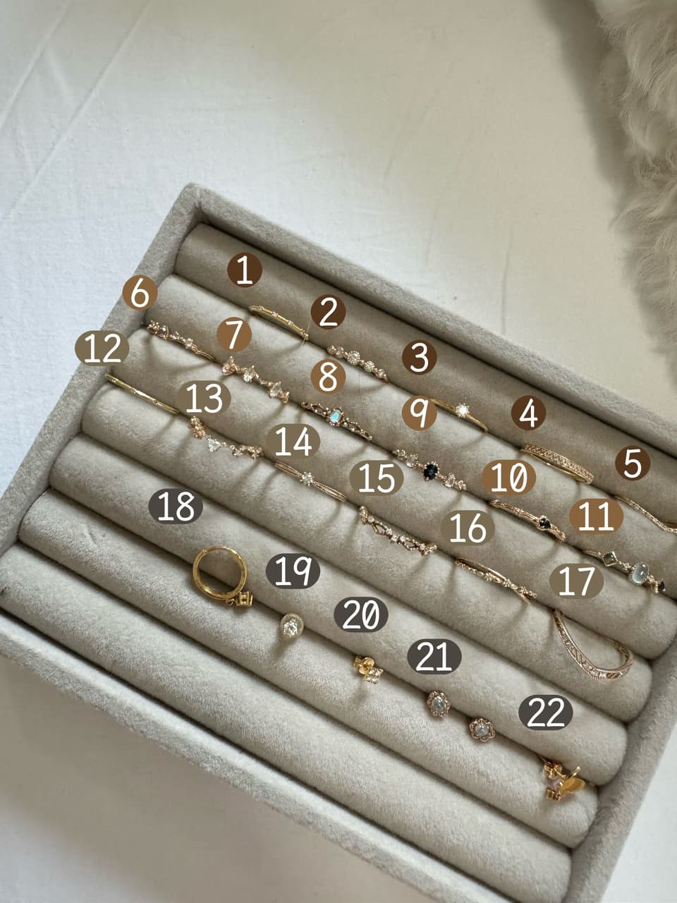 #我要賣 agete nojess ahkah 10k 18k飾品 - 二手交易板 | Dcard