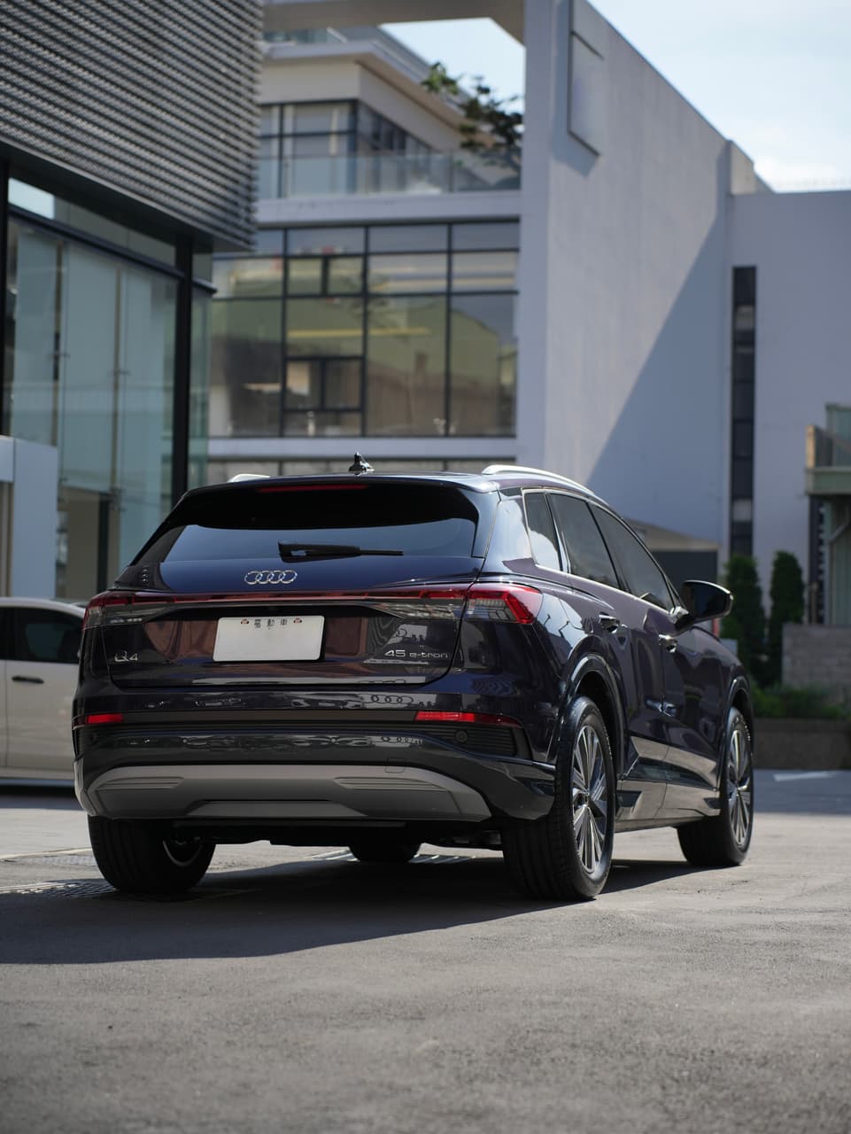 Q4 e-tron 45advanced 極光紫 實拍照片 - 汽車板 | Dcard