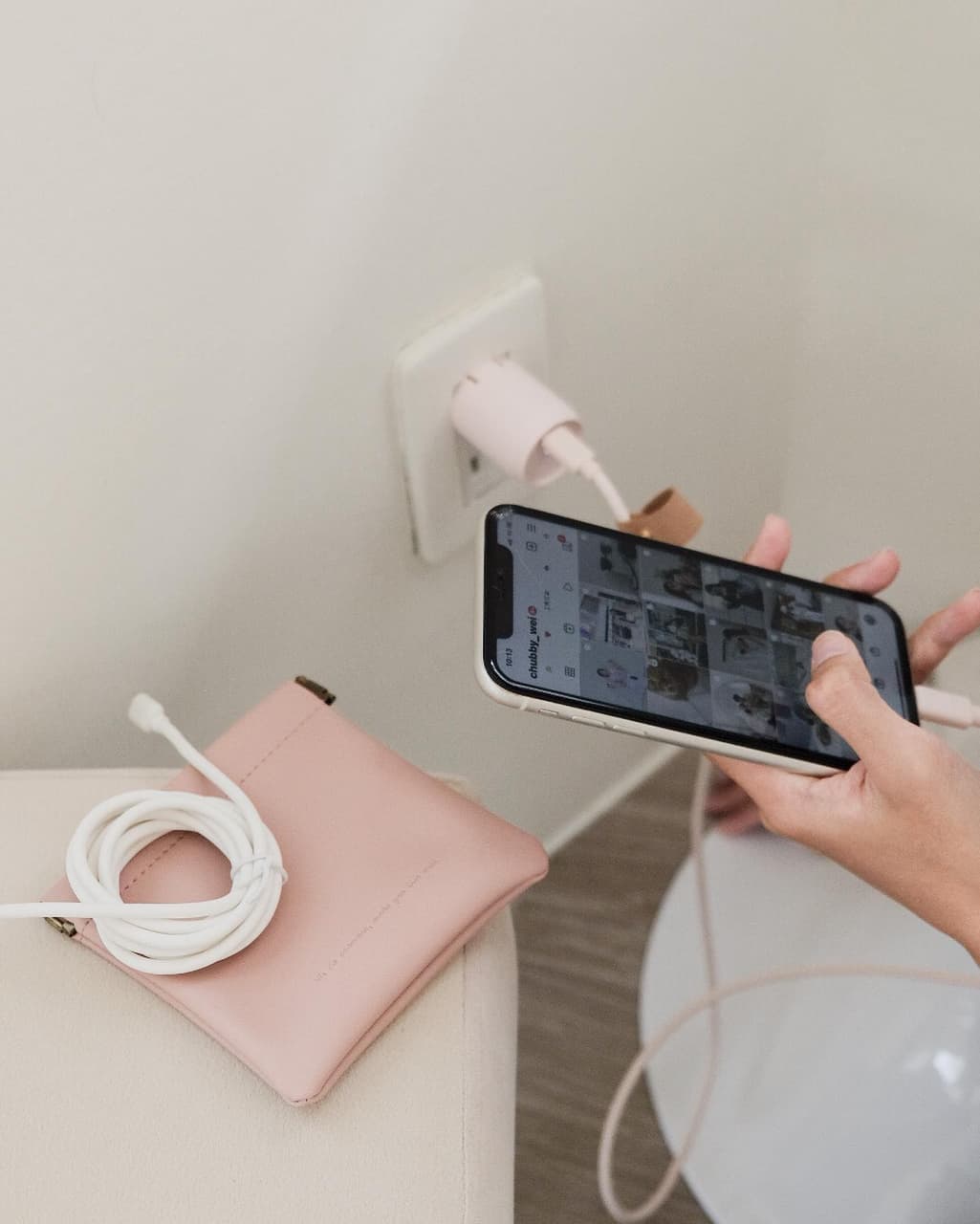 UIBI｜20W 小可樂快充 - 3C板 | Dcard