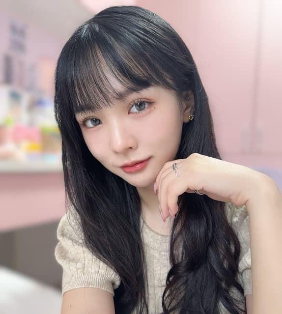 #分享 CHA CHA五款新品 日韓絕美隱眼實戴💖 - 潔♡ (@qqj) | Dcard