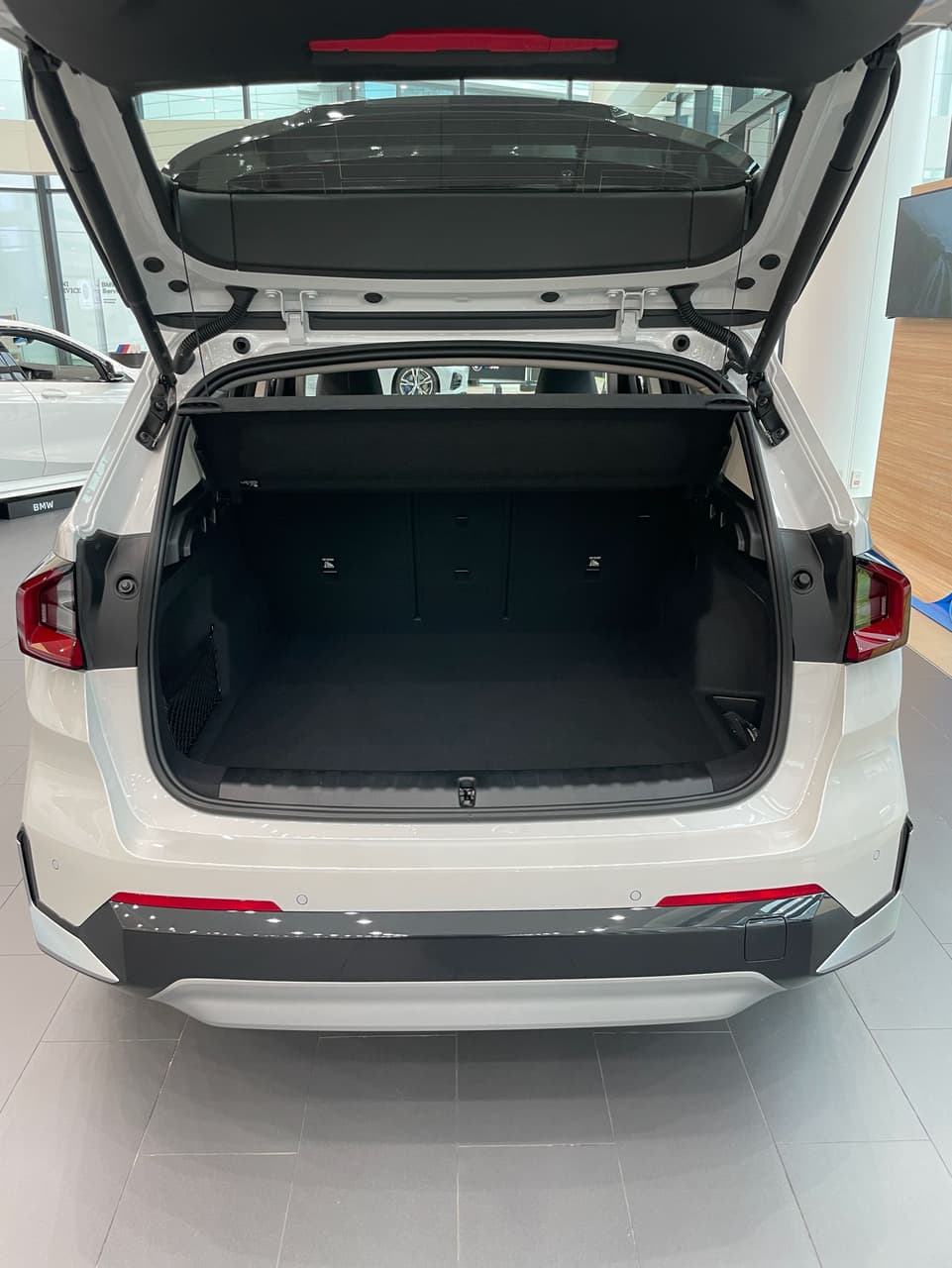 BMW iX1 series - 汽車板 | Dcard