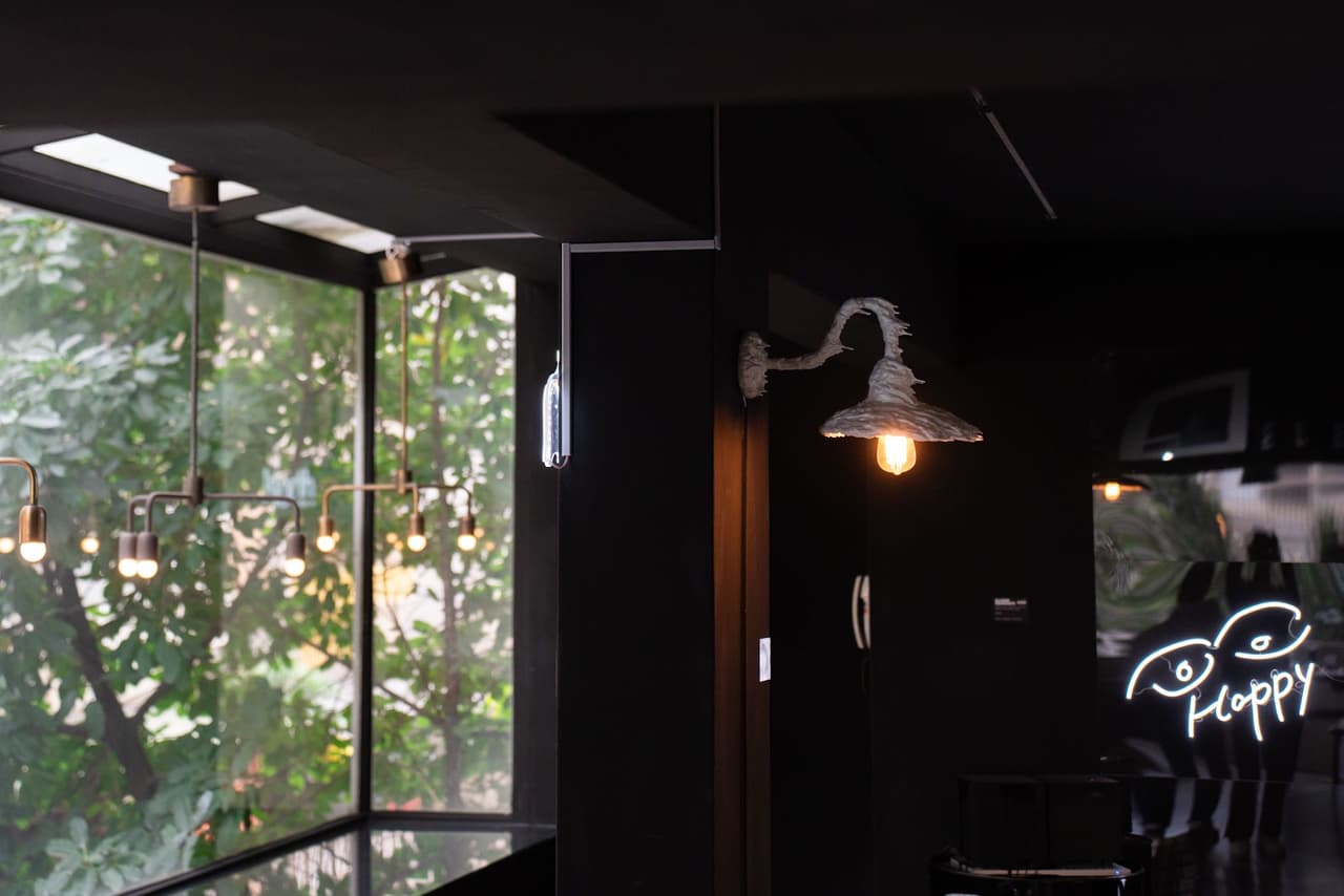 𝐍𝐀𝐅 𝐂𝐚𝐟𝐞 & 𝐁𝐚𝐫 🏠隱藏老宅二樓的快閃咖啡館 - 維尼 (@bwfoodieh) | Dcard