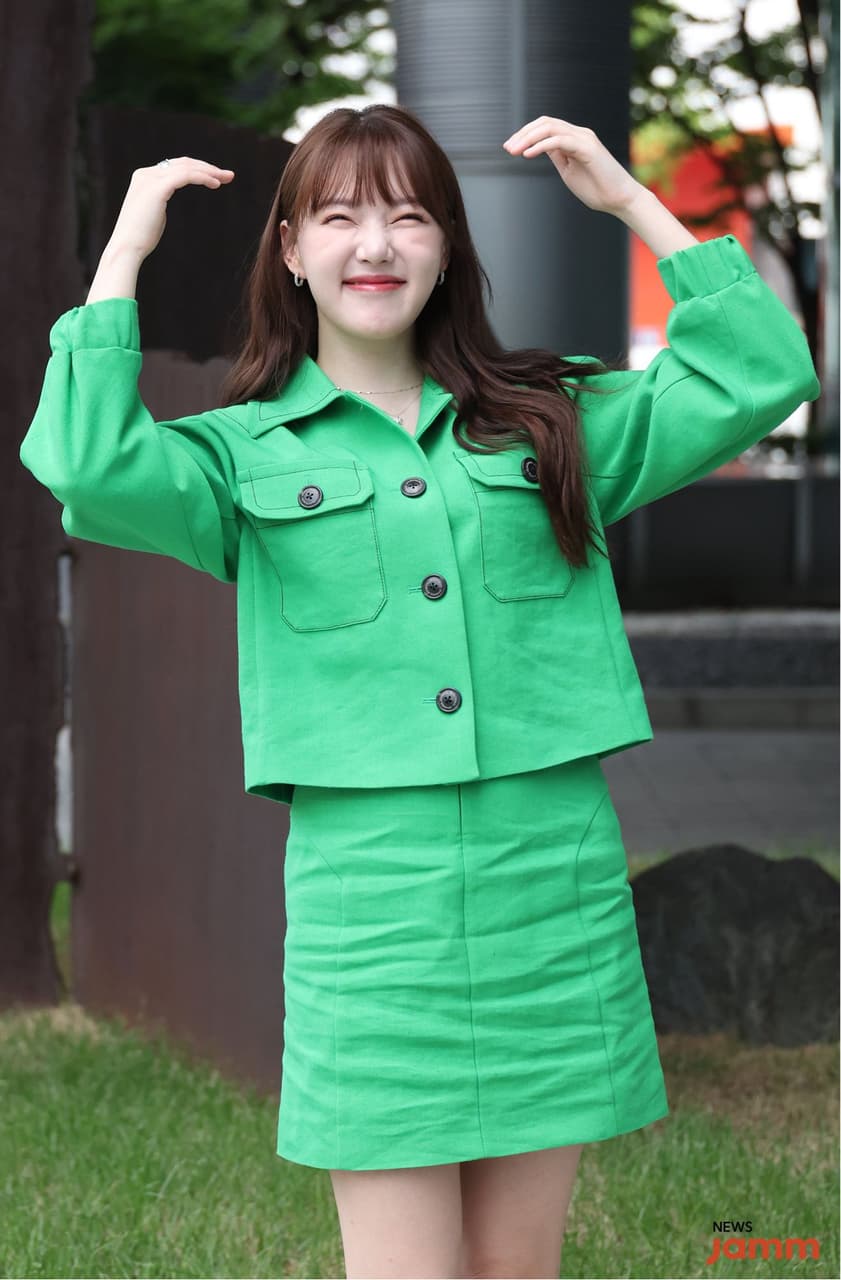 #更新 230802 Yerin - SBS 《TV 動物農場》與Red Velvet JOY的下班路/ Yerin IG 限動更新 - GFRIEND板 | Dcard