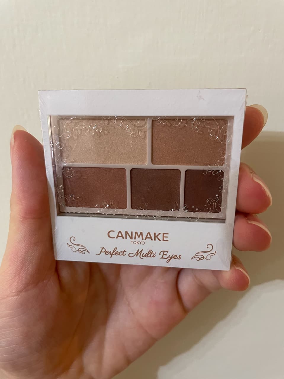 #我要賣 Canmake霧面眼影盤 05 全新未開封 - 二手交易板 | Dcard