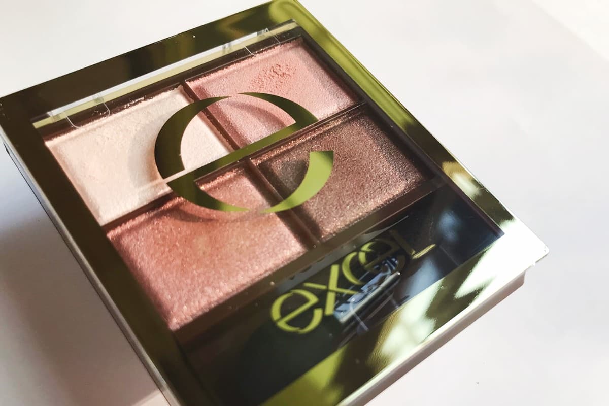 終於買到！EXCEL裸色深邃眼影 #SR06 微醺粉棕 - 美妝板 | Dcard