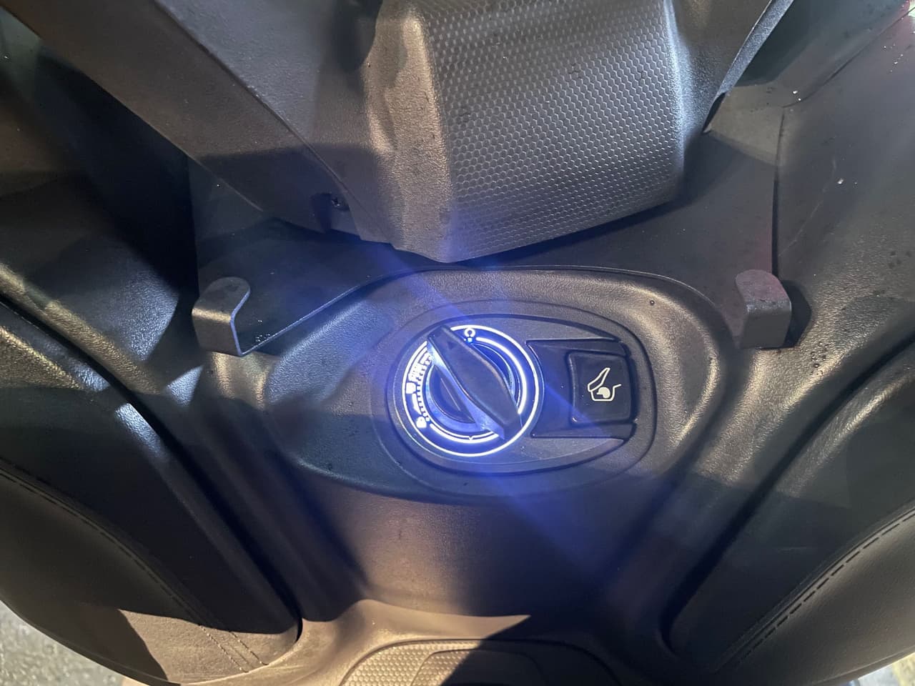 #黃牌 Sym Maxsym400 通勤心得 - 重機板 | Dcard