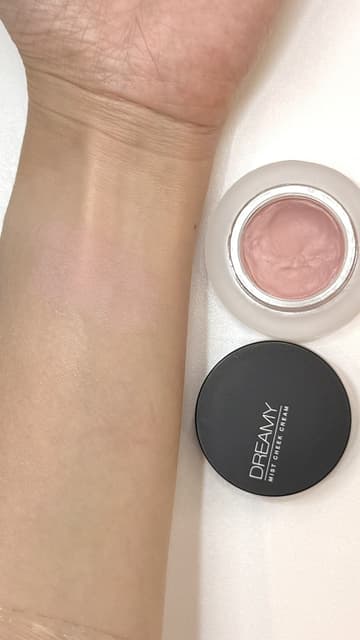 #分享 上臉真的不要太漂亮 全款拿下Solone新色腮紅膏💖 - 美妝板 | Dcard