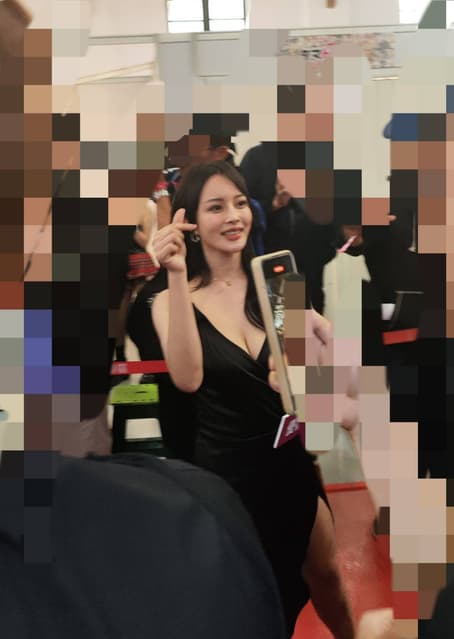 #分享 第一次參加TAE成人展獻給了AV女優 優娜 - 閒聊板 | Dcard