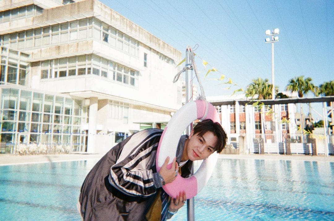 AcQUA《e步e步》MV刷起來系列 - 原子少年板 | Dcard