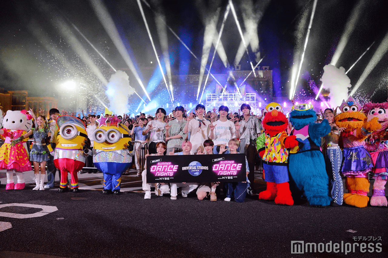 #新聞 USJ、HYBE JAPAN合作活動，&TEAM驚喜現身！成員們樂享樂園 - 追星板 | Dcard