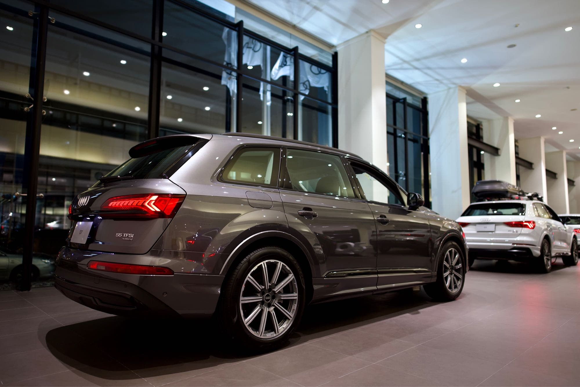 Audi Q7 實車照片分享 Samurai Grey - 汽車板 | Dcard