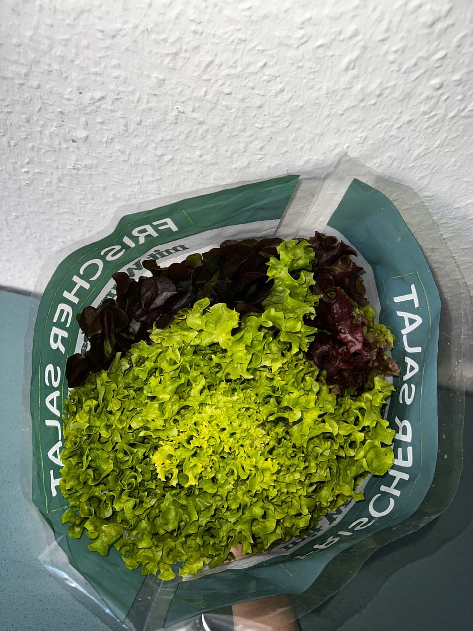 台灣物價很高，人民難以生存，中產很慘，貧富差距大 - B22 留言 | Dcard