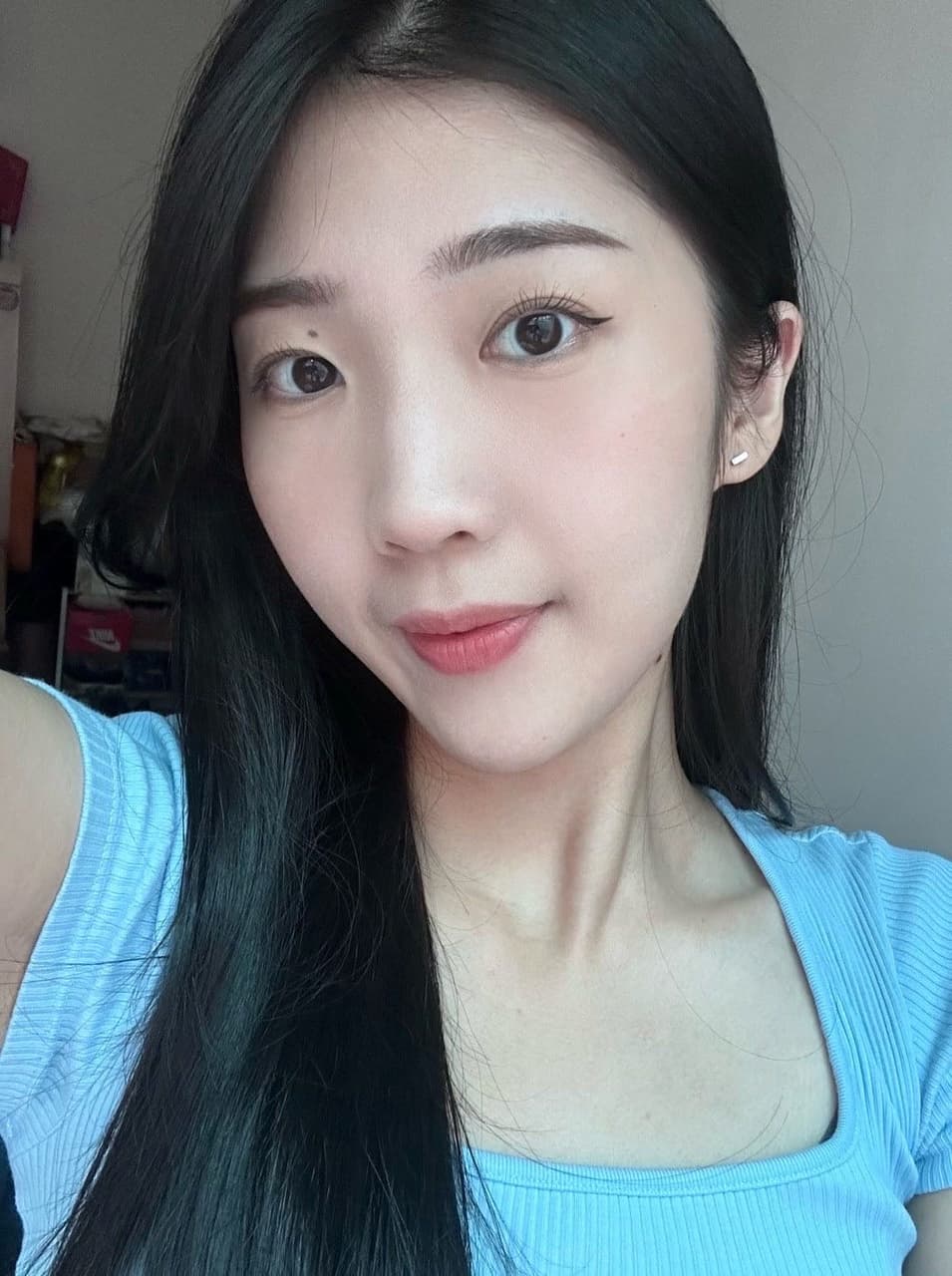 分享 只要你有手 應該都可以跟著完成的超簡單氣色妝 美妝板 Dcard