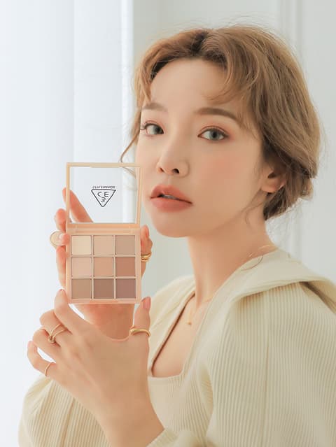 #分享 3CE官網預熱夏日折扣季！！必敗眼影盤合集🛍️🛍️哪個是你的最愛呢？（活動截止到6月19日） - (@) | Dcard