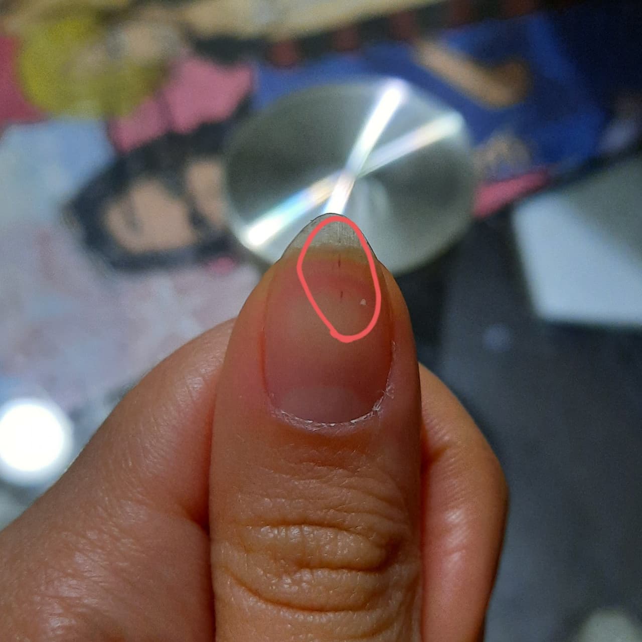 問題 指甲上的小黑線? 美甲板 Dcard