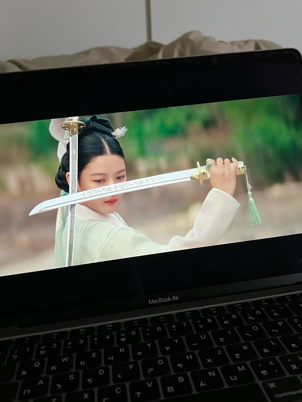 #雷 與惡魔有約ep11-12 - Netflix板 | Dcard