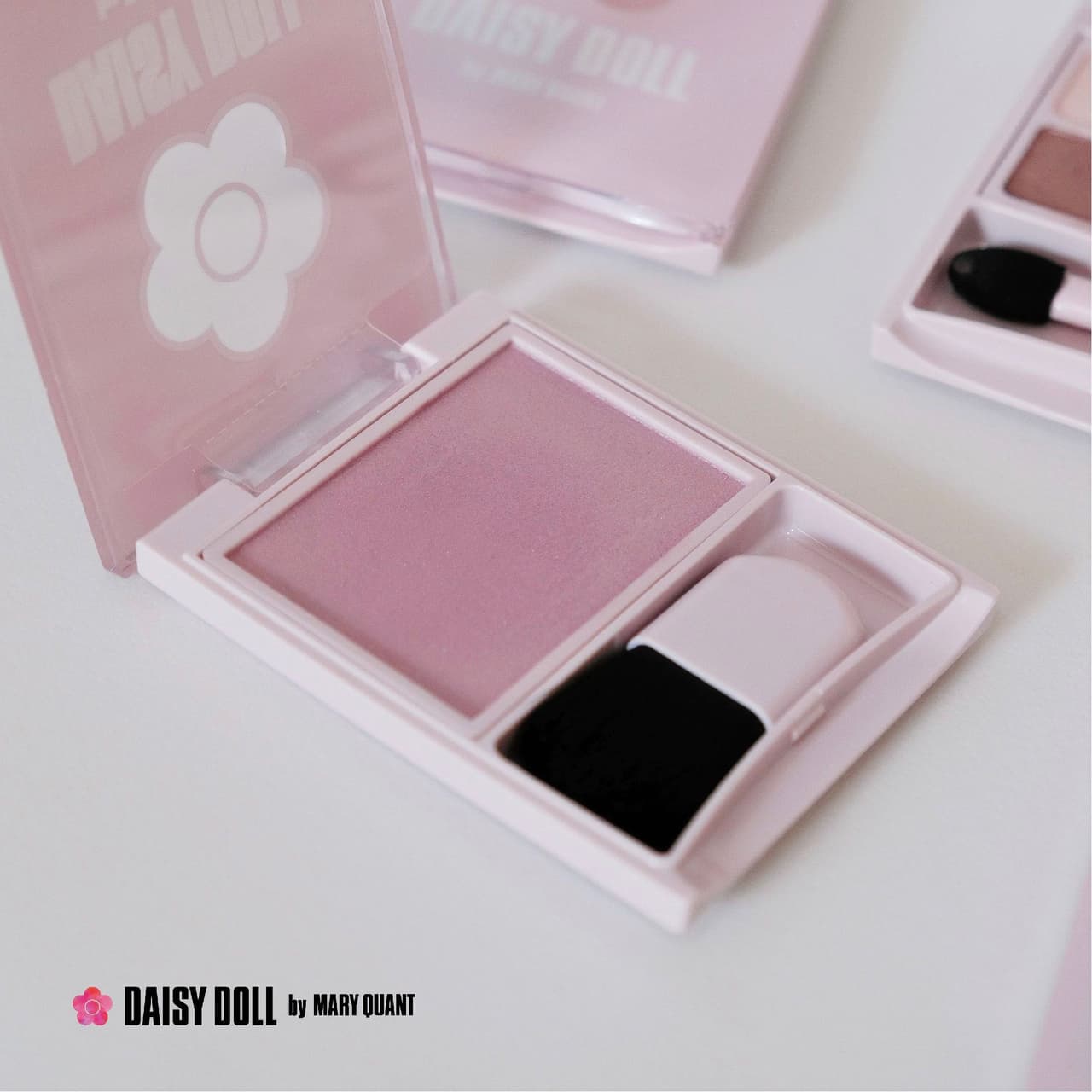 日本最真實評比的美妝雜誌 LDK 評比第一位的薰衣草腮紫💜Daisy Doll夏日新品試色 - 小明同學🌻 (@mying_1) | Dcard