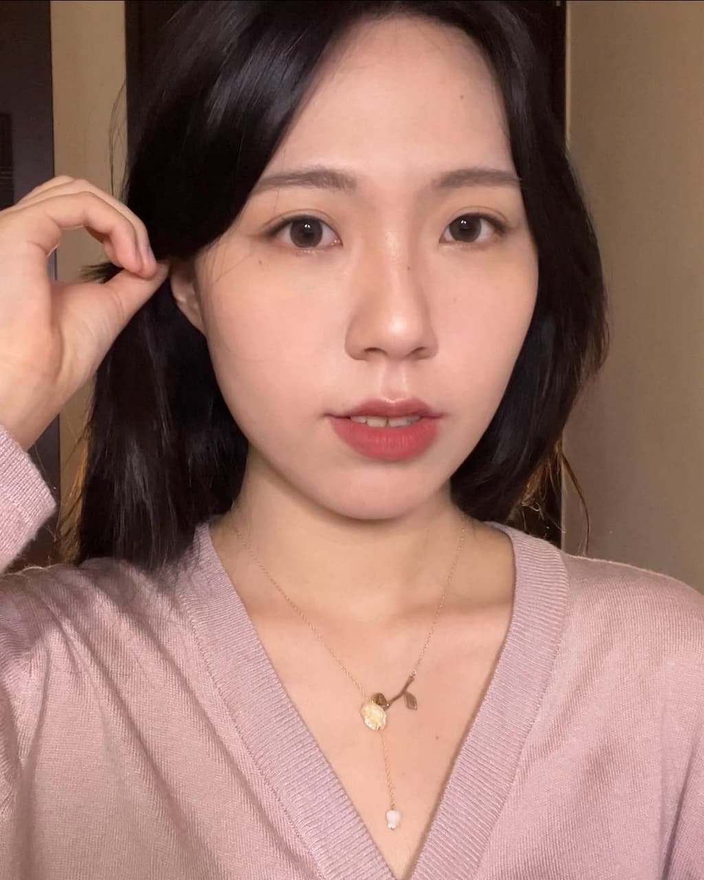 提升精神的修修臉妝容 - 璇 (@cathycrazyyy) | Dcard