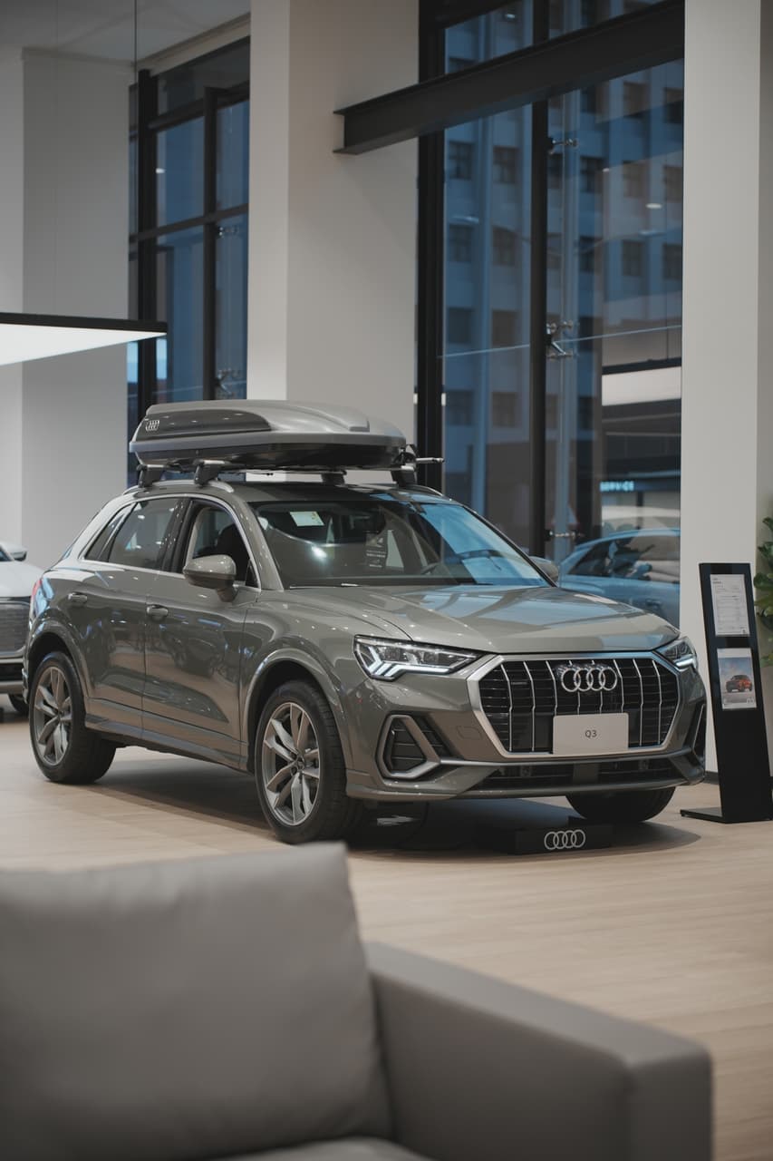 Audi Q3 40 TFSI quattro S line 金屬克洛諾斯灰 Chronos Grey - 汽車板 | Dcard