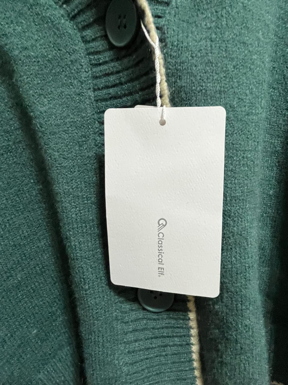 #我要賣 全新日本正牌！Classical Elf 撞色針織外套（已售出） - 二手交易板 | Dcard