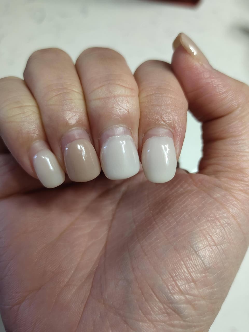 黑特 黑特被做到流血，美甲師會道歉或不好意思嗎？ 美甲板 Dcard
