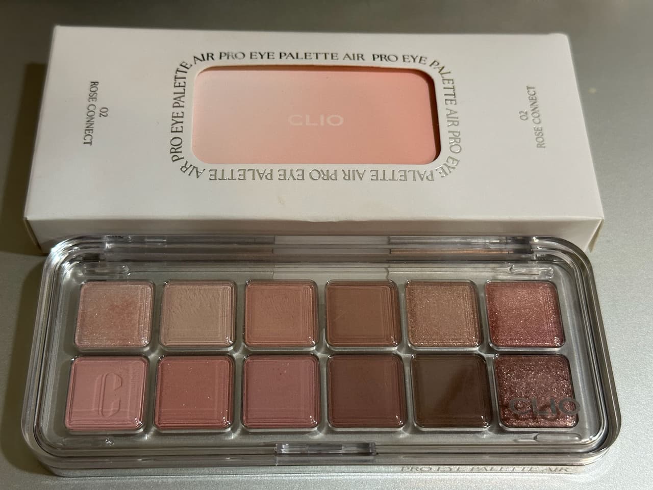 #我要賣 已售出）CLIO 12色眼影盤 #2 Rose Connect 95成新 - 二手交易板 | Dcard