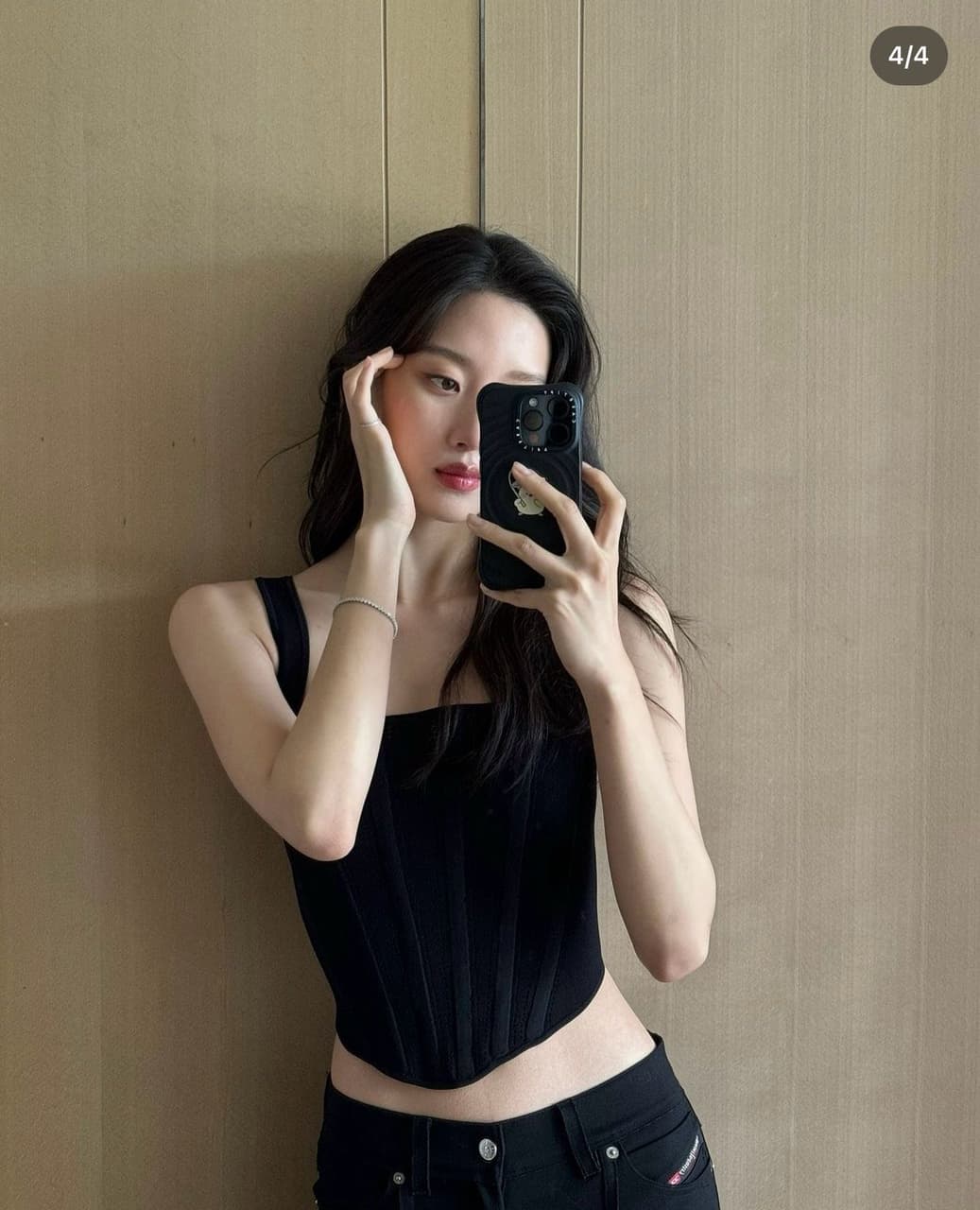 #問 文佳煐最新貼文DIESEL長褲 - 穿搭板 | Dcard