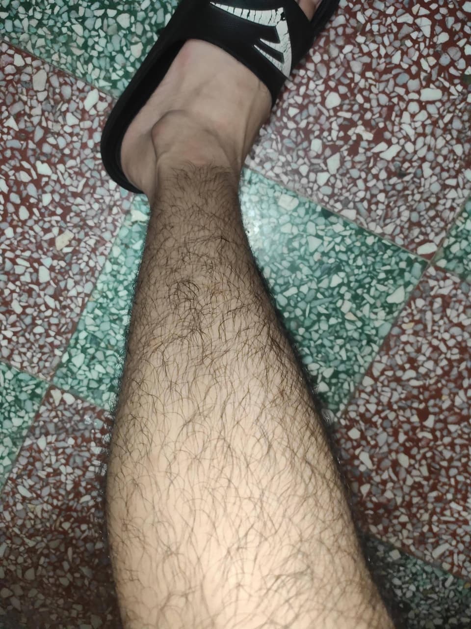 發問 女生會介意腿毛多的男生嗎? 問答板 Dcard