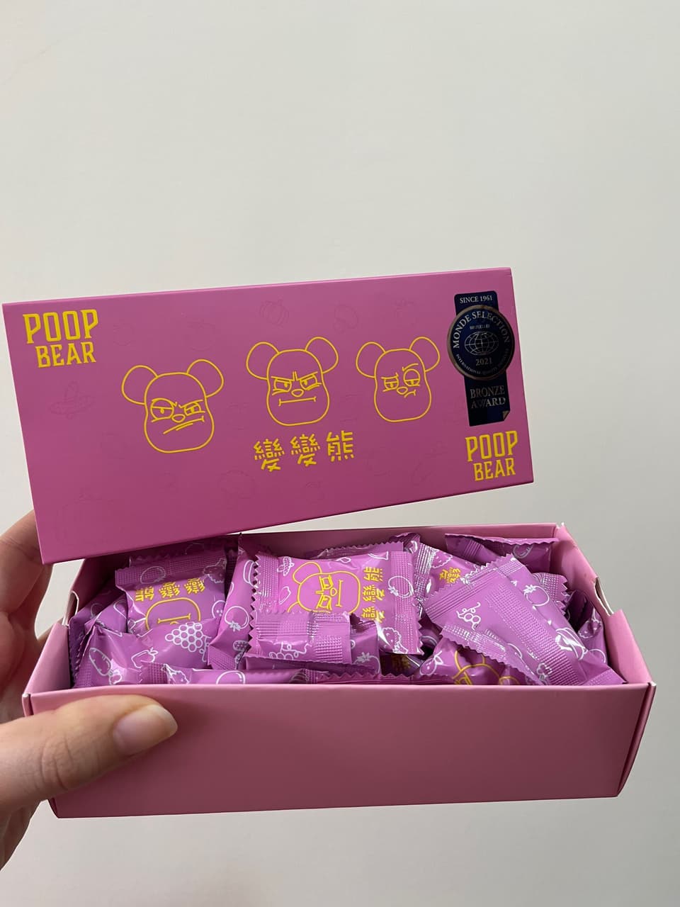 K.C WIN-WIN 變變熊酵素軟糖心得 - 贊助板 | Dcard