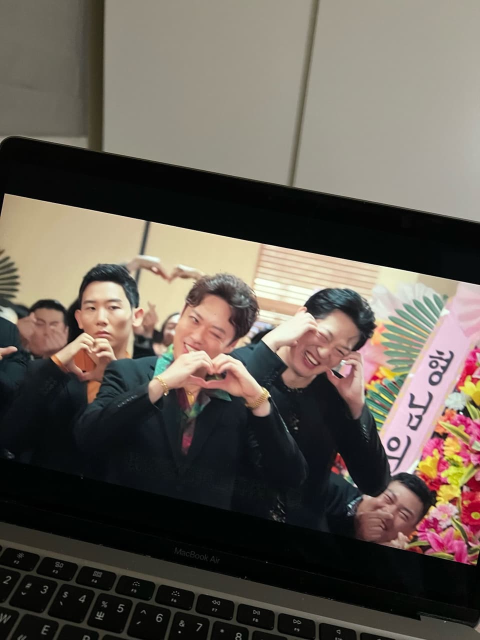 #雷 與惡魔有約ep7-8 - Netflix板 | Dcard