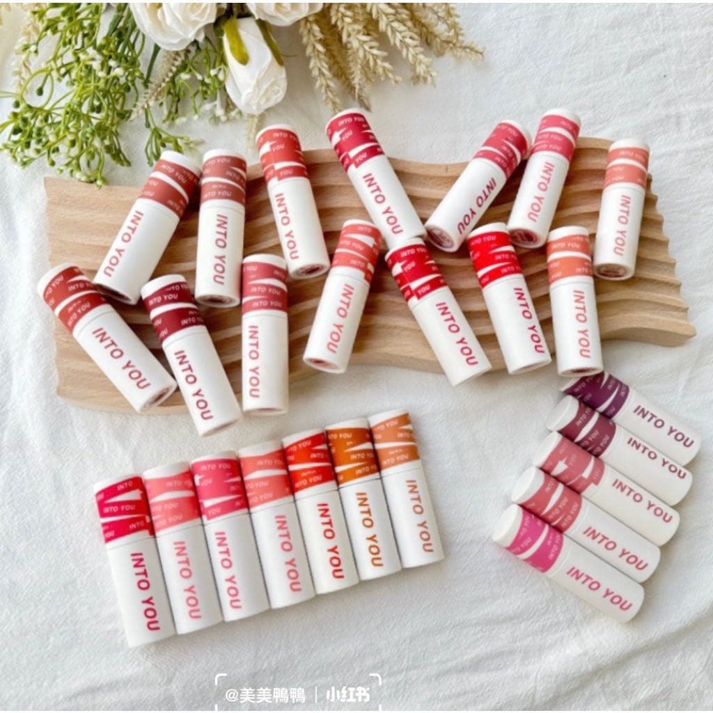溫柔知性 高級感滿滿👄INTO YOU 唇頰兩用 性價比高 質地輕盈 - 三年五班守日人 (@a9509357) | Dcard