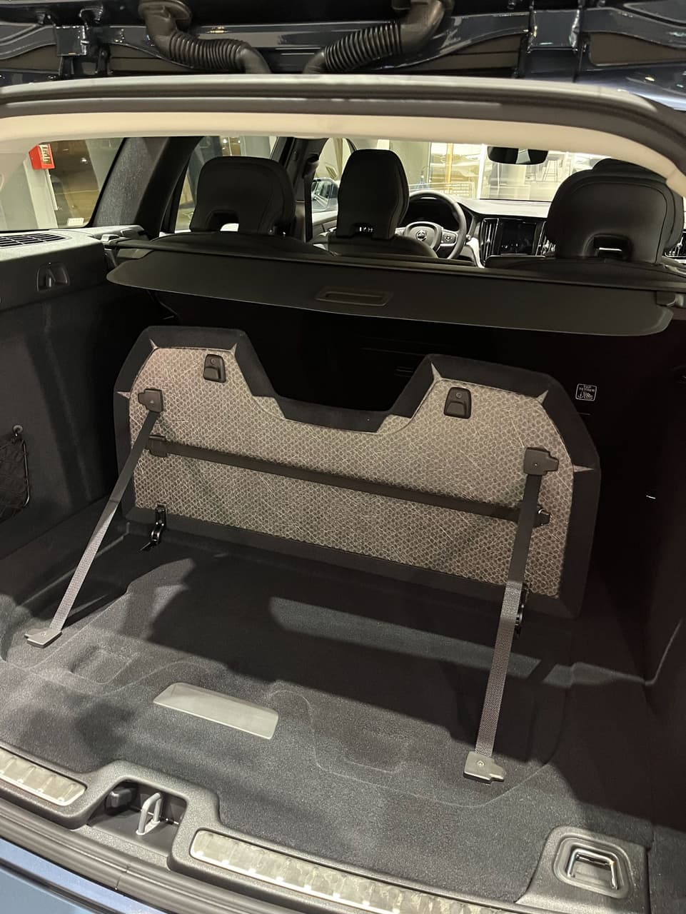 不用190萬的V60 B4 Plus開箱！ - 汽車板 | Dcard