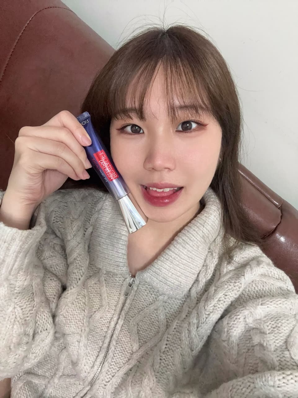 #開箱 巴黎萊雅紫熨斗PRO 不只能擦臉 一起全方位變美｜ft. L'Oréal Paris - 美妝板 | Dcard