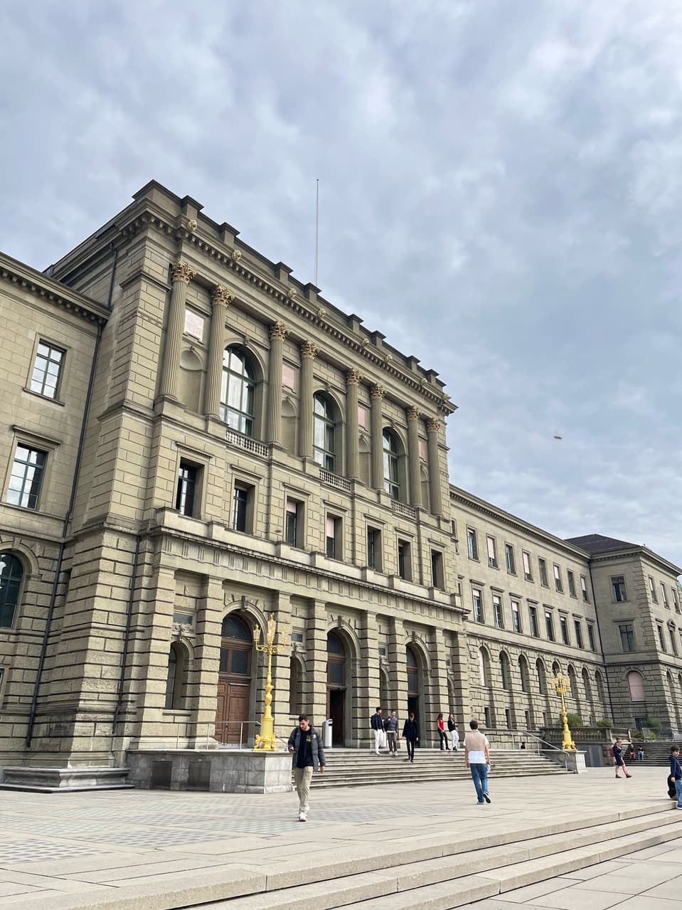 客家千金 (@im1dollar) | Dcard