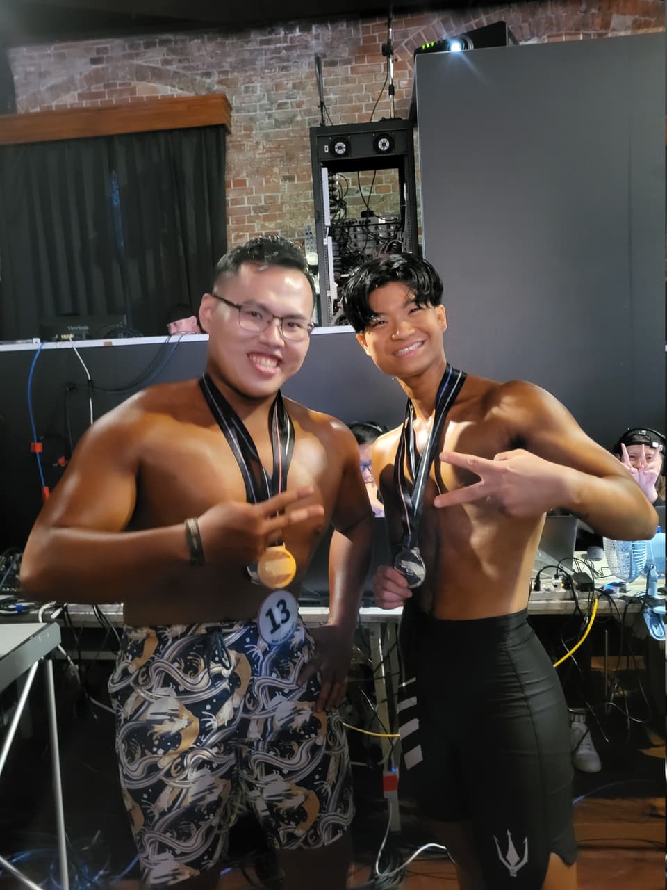 當健力選手亂入健美比賽 - 𓃠 葉問 (@wen_09) | Dcard