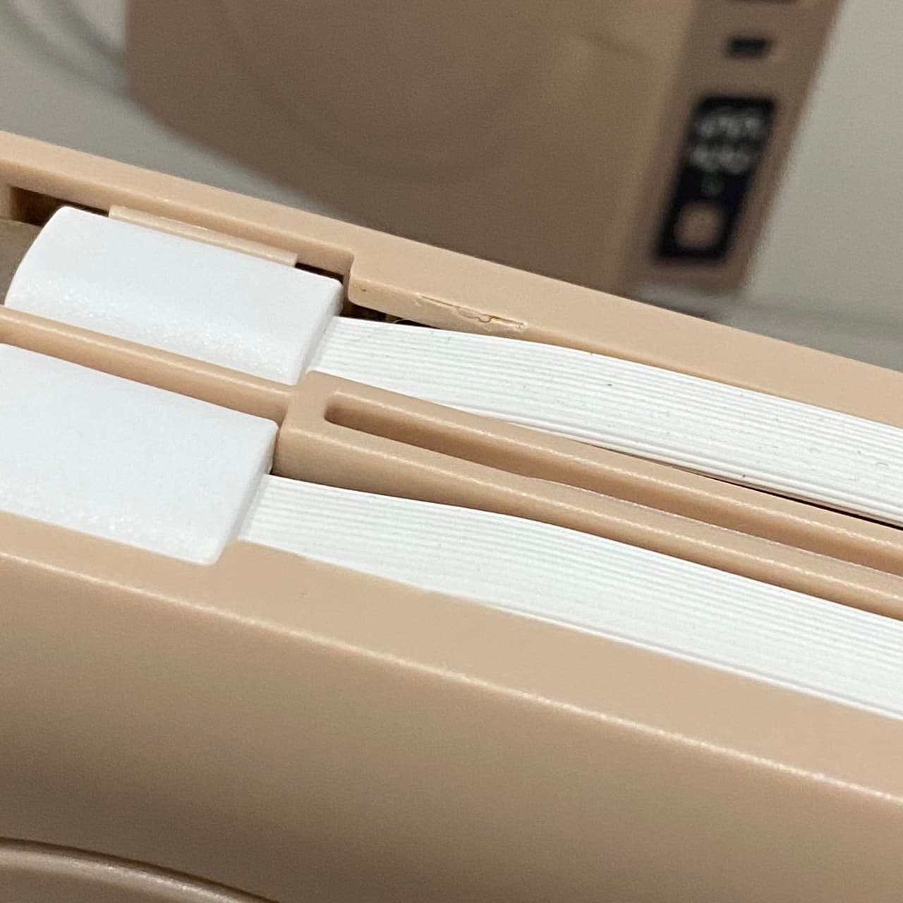 蒂蒂團購moztech 多功能行動電源 - B445 留言 | Dcard