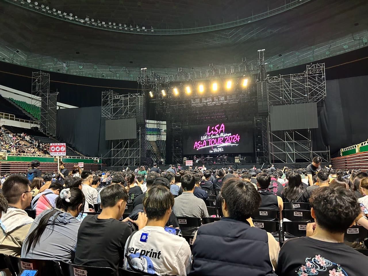 #詢問 LiSA演唱會視野 林口體育館 - B14 留言 | Dcard