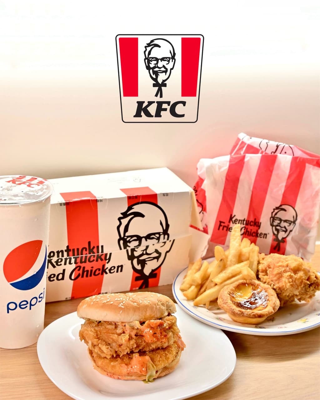 #分享 可以吃到完整蝦肉和雞腿排的超強海陸漢堡 ️｜KFC肯德基 - 雞腿小公主 (@rei_1998) | Dcard