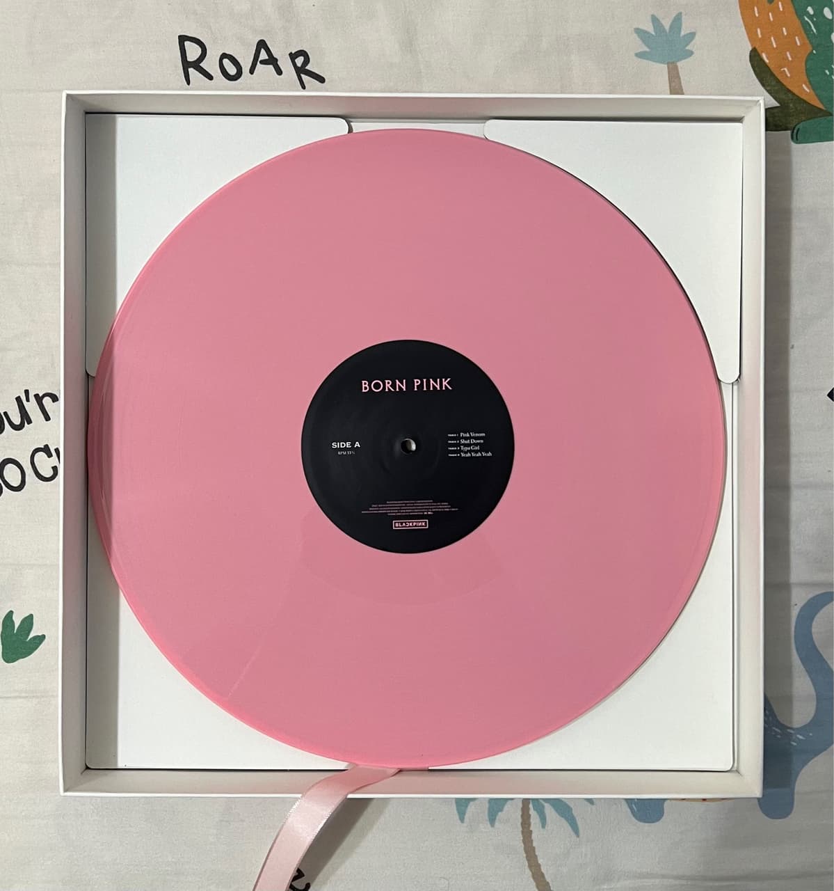 #開箱 BLACKPINK BORN PINK 2nd VINYL LP 限量版粉膠開箱 - BLACKPINK板 | Dcard