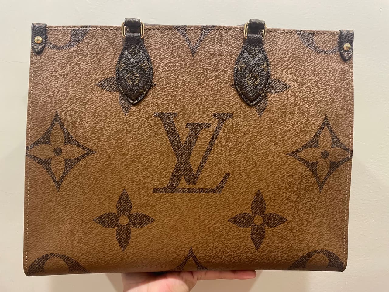#開箱 開箱 LV OnTheGo 包包 - 精品板 | Dcard