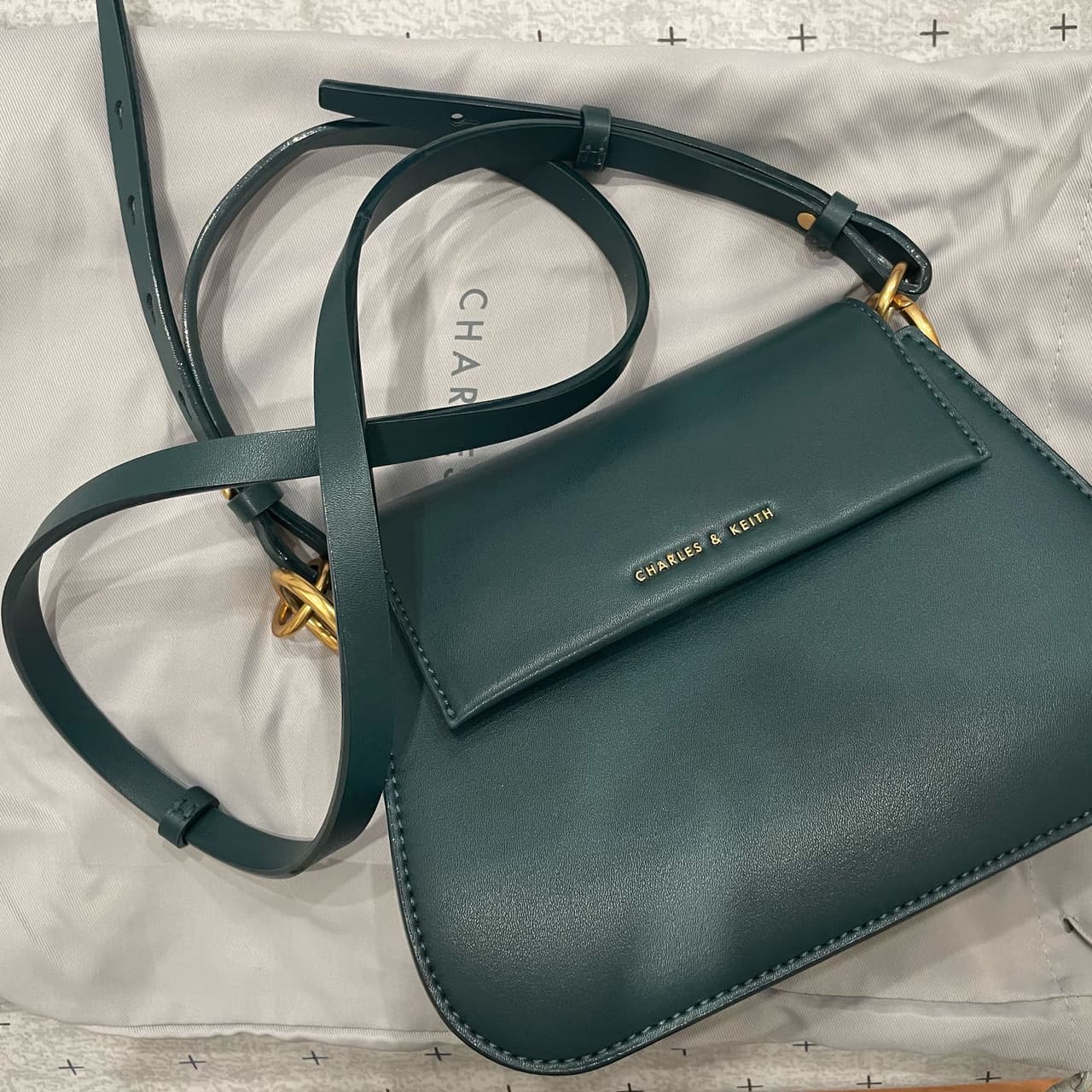 #我要賣 #降價 各牌近全新包包 小ck RM（已售出） - 二手交易板 | Dcard