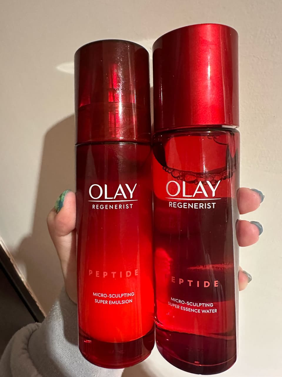 #開箱 Olay新品開箱 精華水乳組 - 美妝板 | Dcard