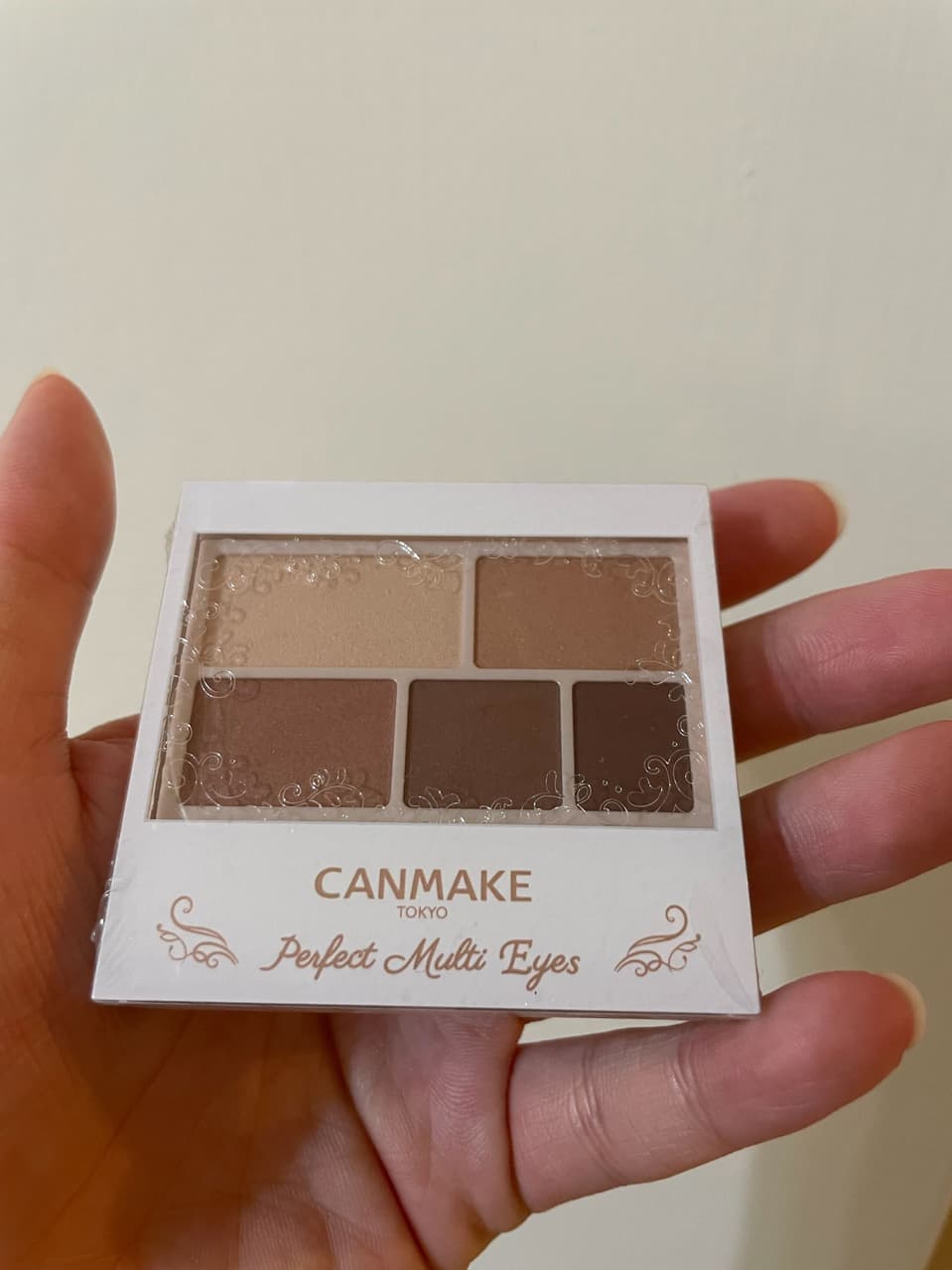 #我要賣 Canmake霧面眼影盤 05 全新未開封 - 二手交易板 | Dcard