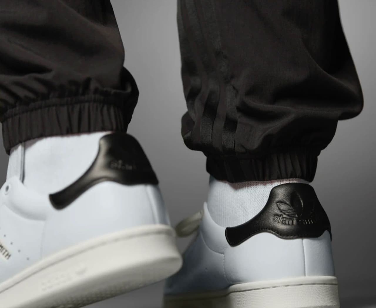 #分享 #開箱 Y-3 和 Adidas Stan Smith & Ultraboost - 穿搭板 | Dcard