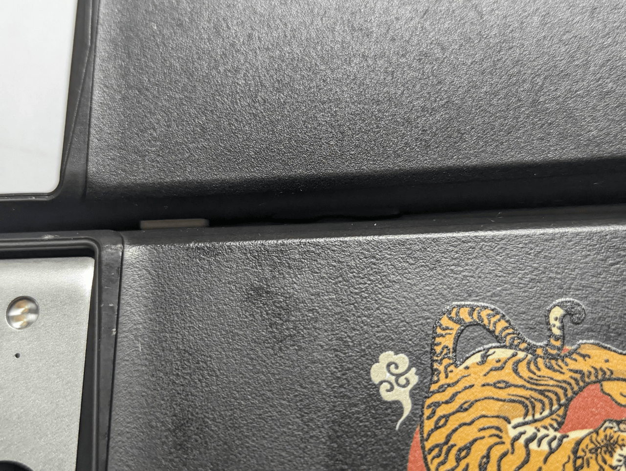 #心得 絕對不要買犀牛盾SolidSuit經典款 - 3C板 | Dcard