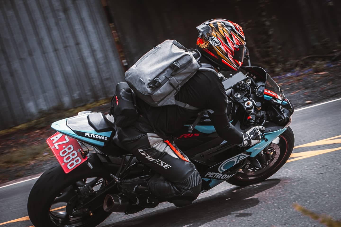 #紅牌 YZF-R6 長期使用心得 - 重機板 | Dcard