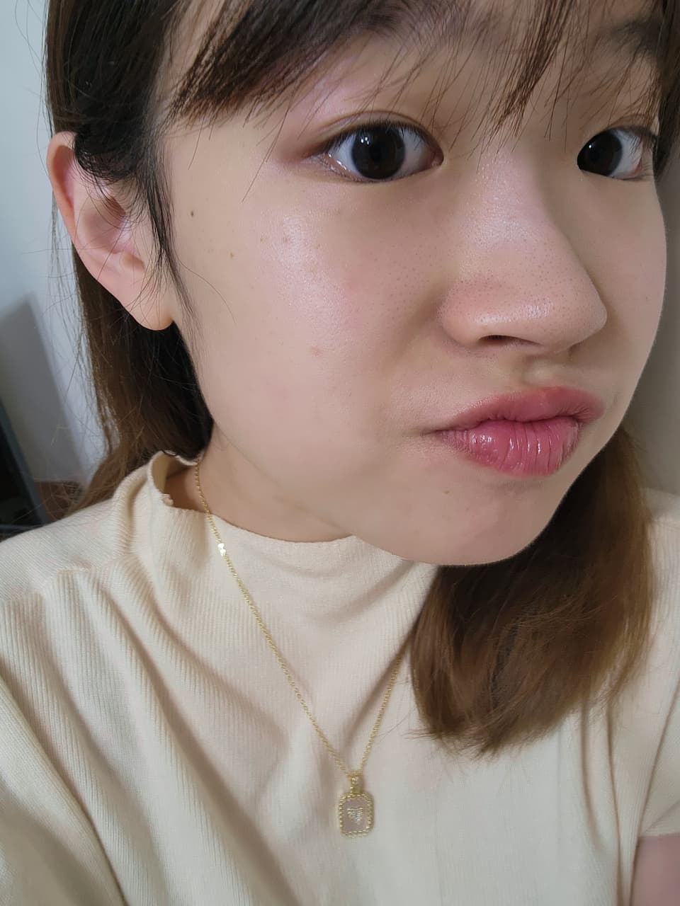 淡斑&痘疤的清爽精華液實測分享 ️（大素顏慎入） - 我是傑利(¯︶¯) (@wuopfj) | Dcard