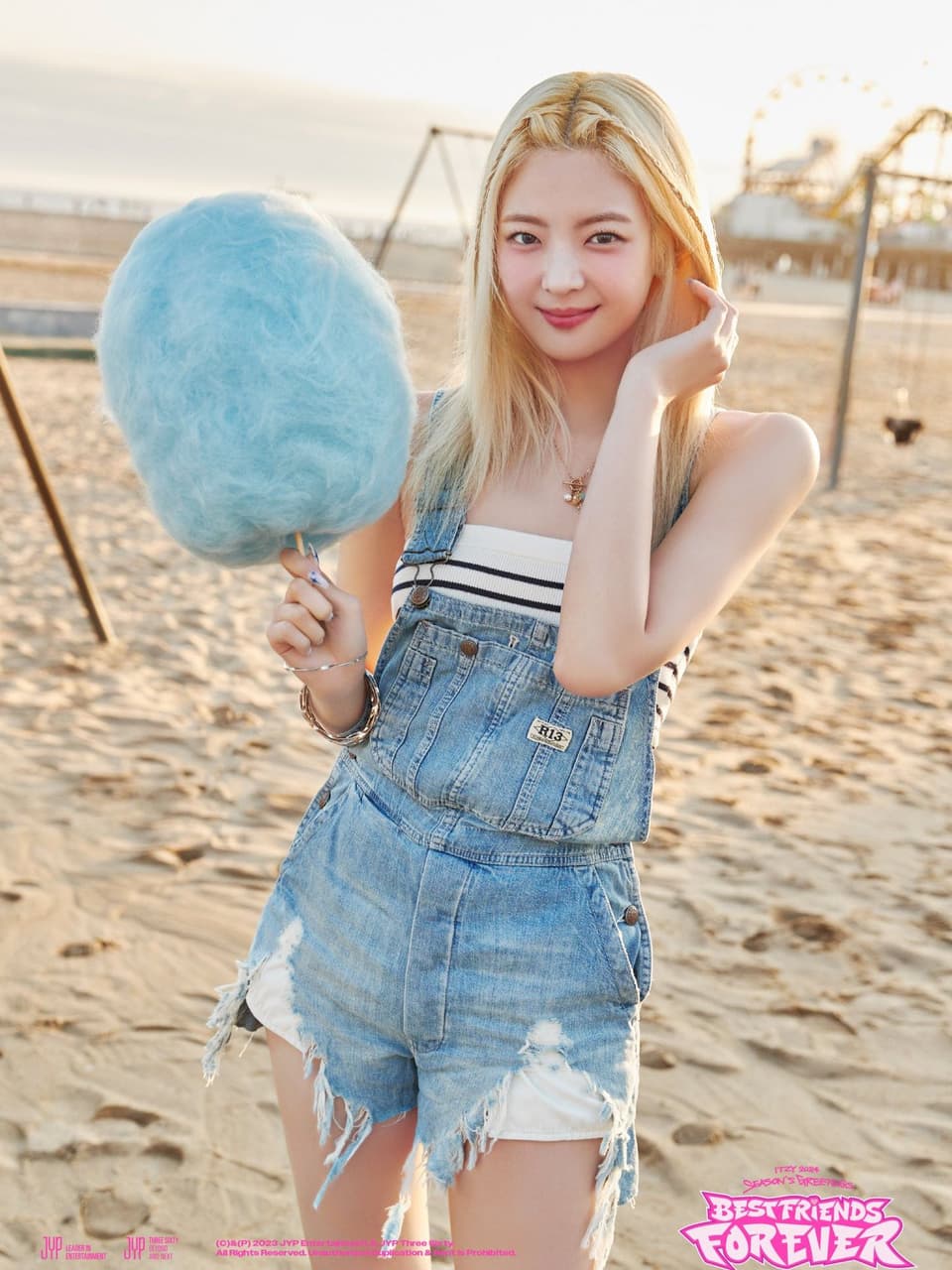 #分享 ITZY 2024 SEASON'S GREETINGS 🌴BEST FRIENDS FOREVER💕 - ITZY板 | Dcard