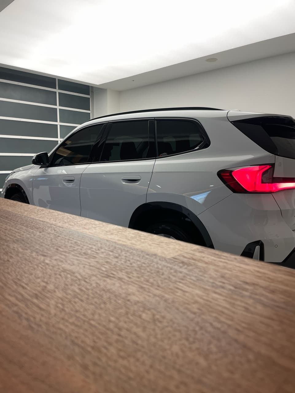 The X1 18i X-Line 帥氣的都會小休旅 交車囉🎉🎉🎉 - 汽車板 | Dcard